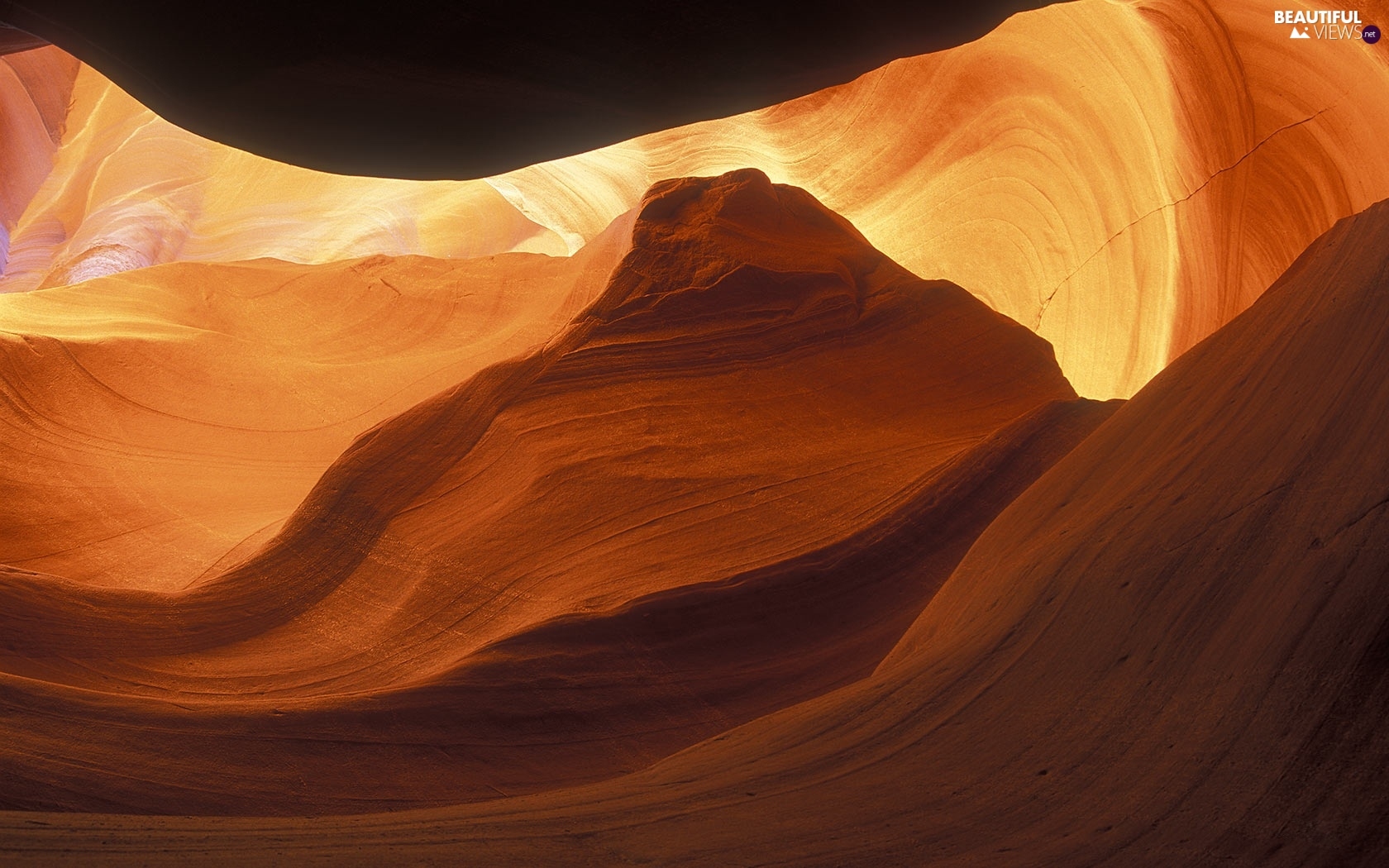 Caves, Desert, Extensive - Beautiful views wallpapers: 2560x1510